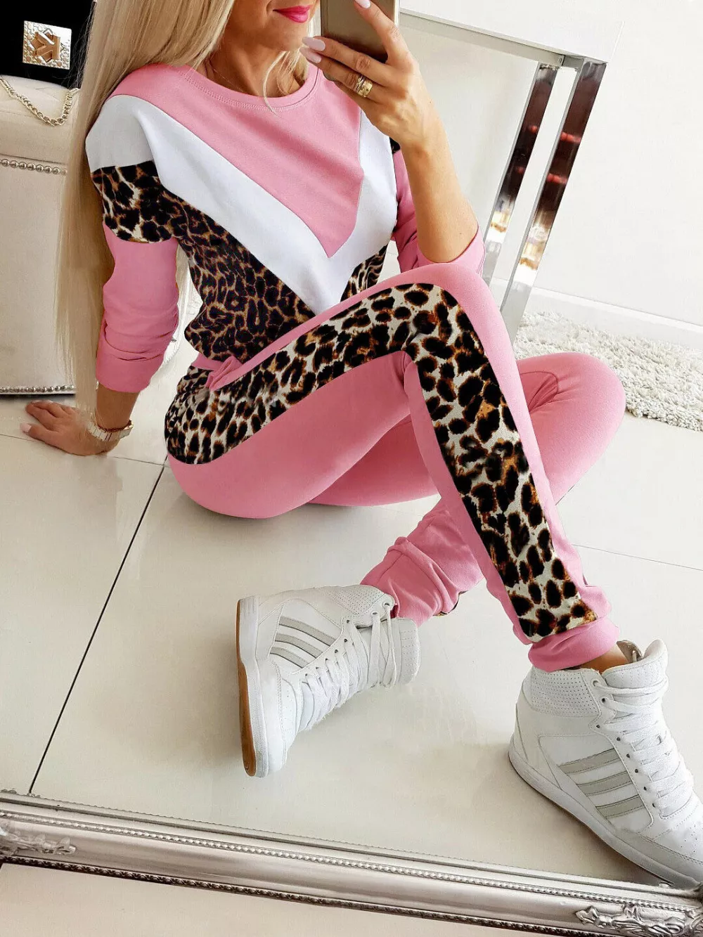 completo donna maglia pantaloni sportivo rosa animalier tuta